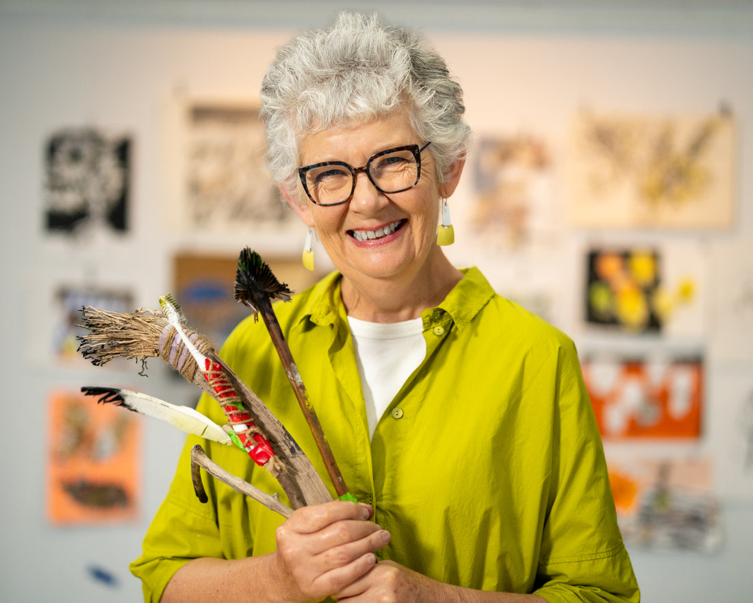 Debbie Mackinnon | Contemporary Abstract Artist