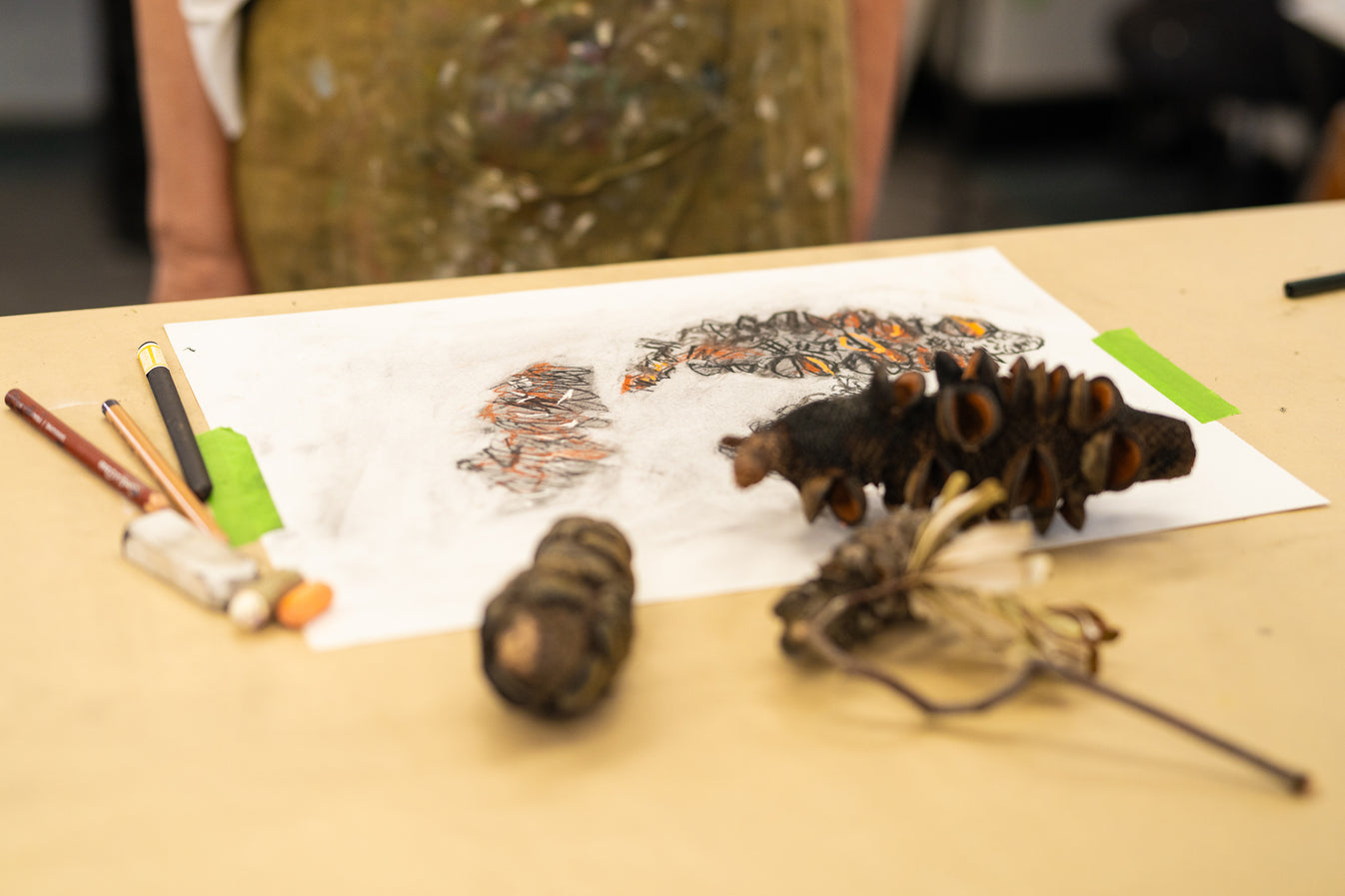 DRAW - Fast & Loose Still Life with Debbie Mackinnon